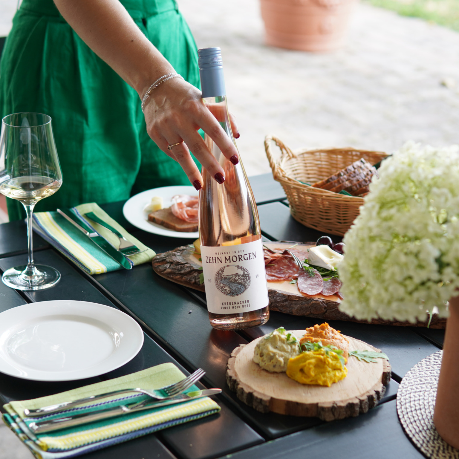 VINE & DINE | In den Zehn Morgen